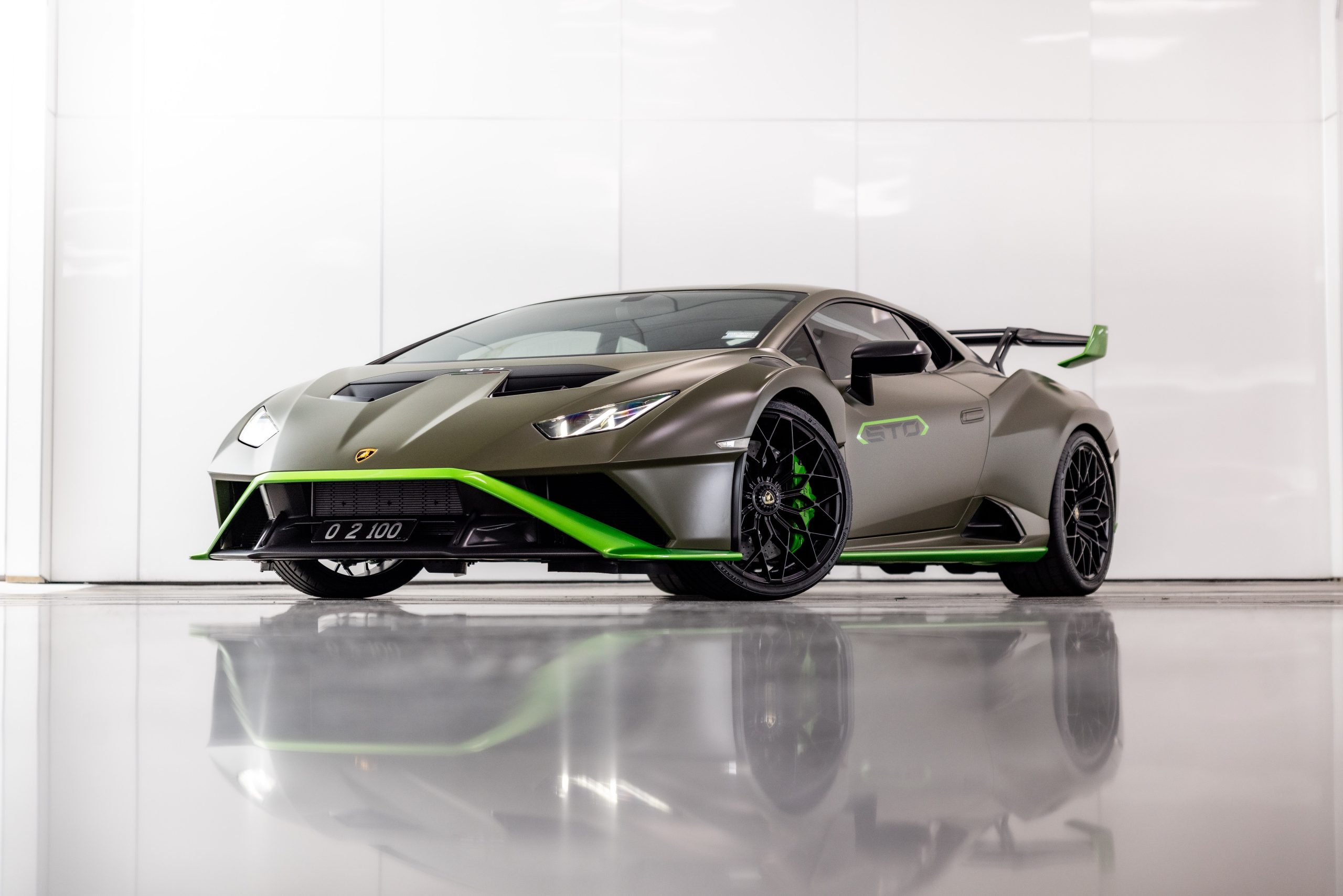 2024 Lamborghini Huracan STO - Azak Supercars