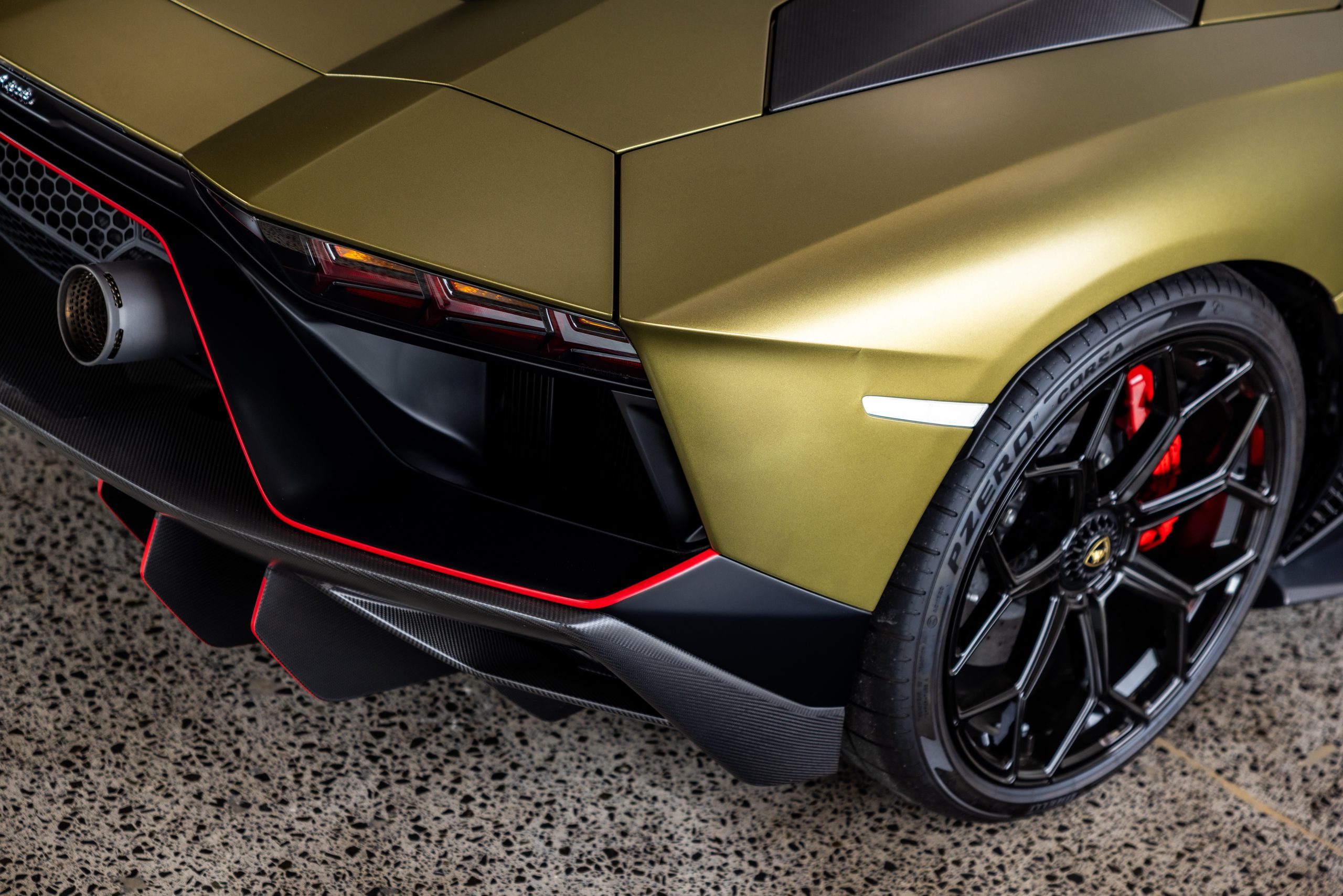 2022 Lamborghini Aventador ULTIMAE 1/350 - Azak Supercars