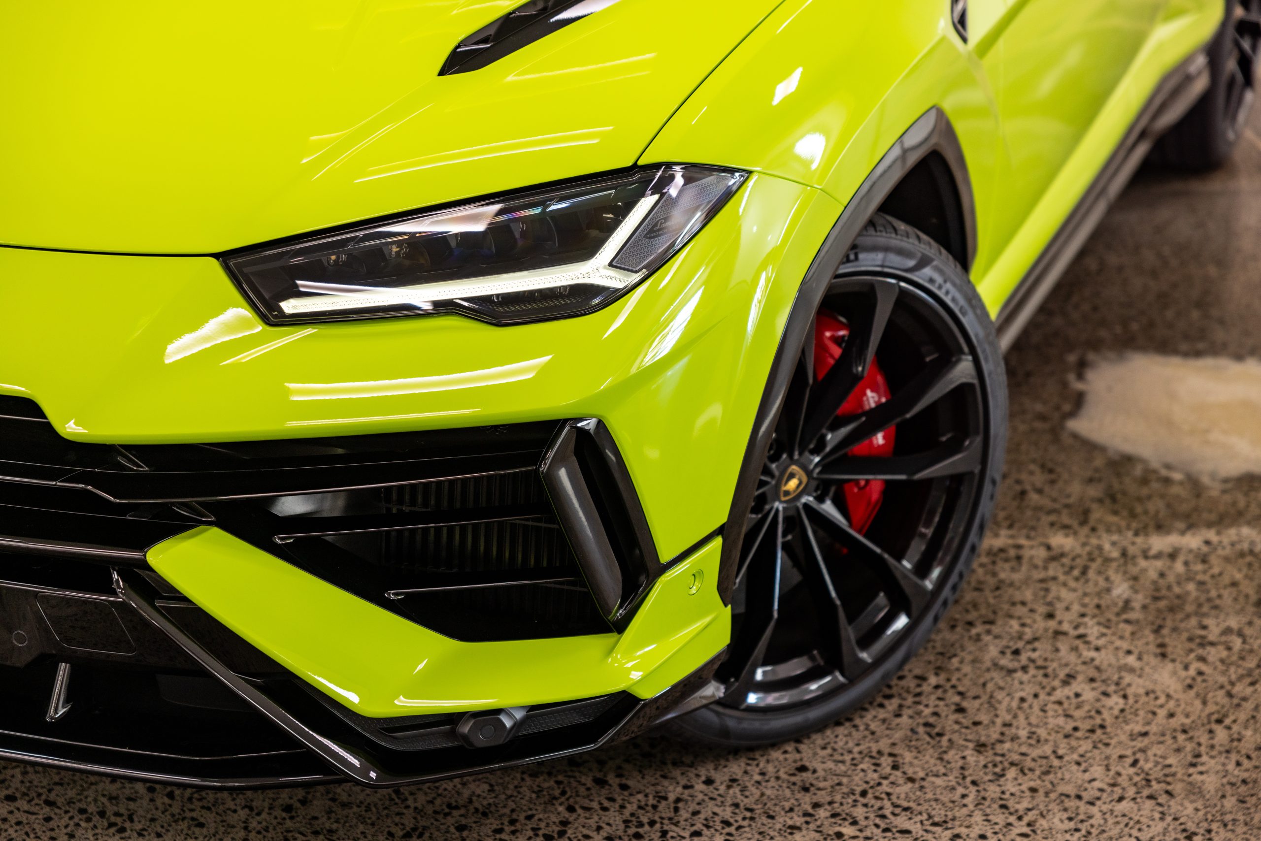 2023 Lamborghini Urus S - Azak Supercars