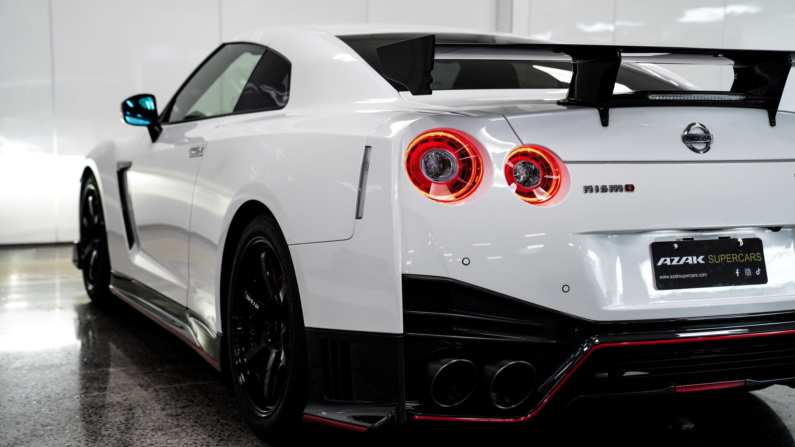 2018 Nissan GTR R35 NISMO Facelift - Azak Supercars