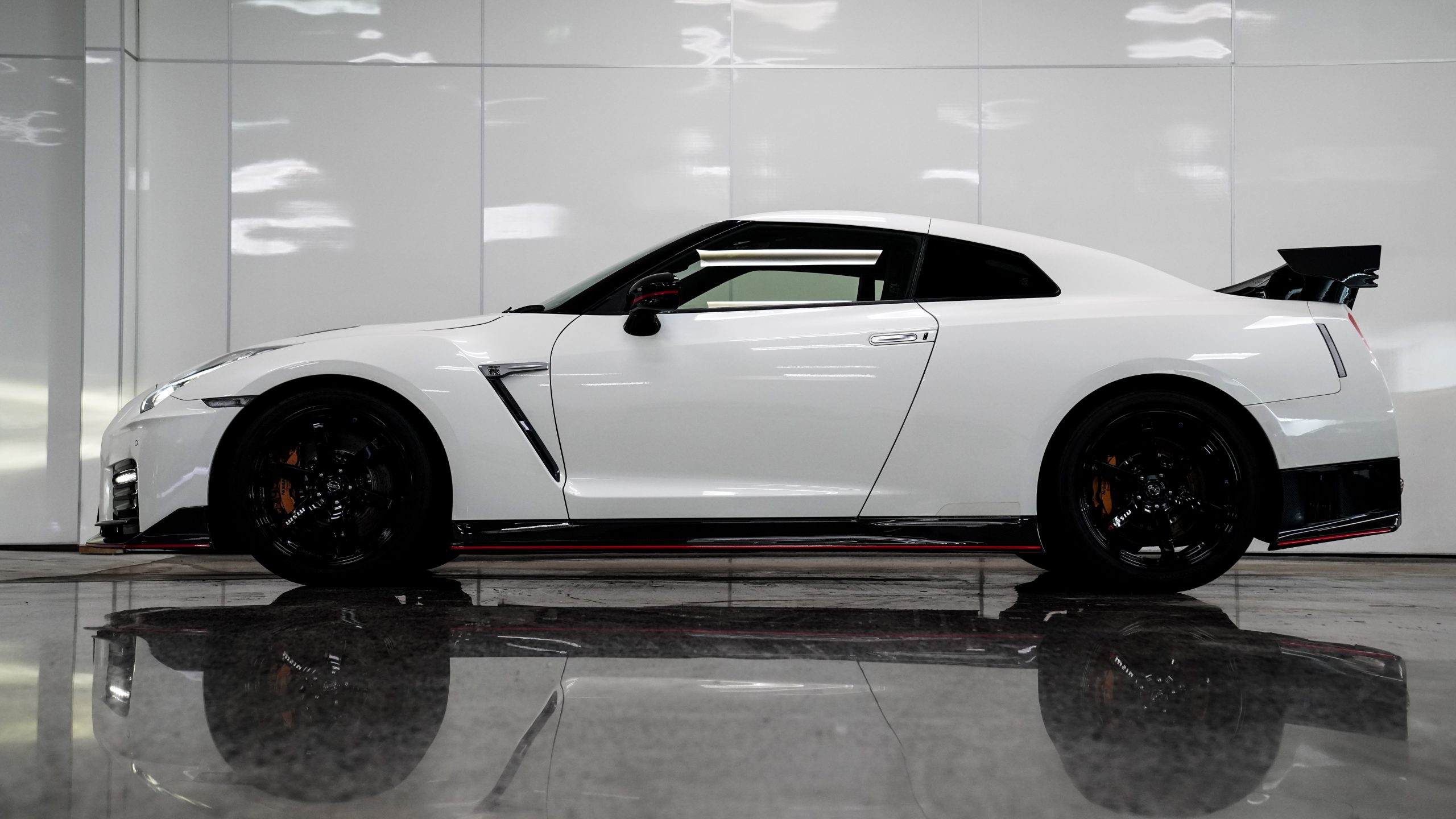 2018 Nissan GTR R35 NISMO Facelift - Azak Supercars