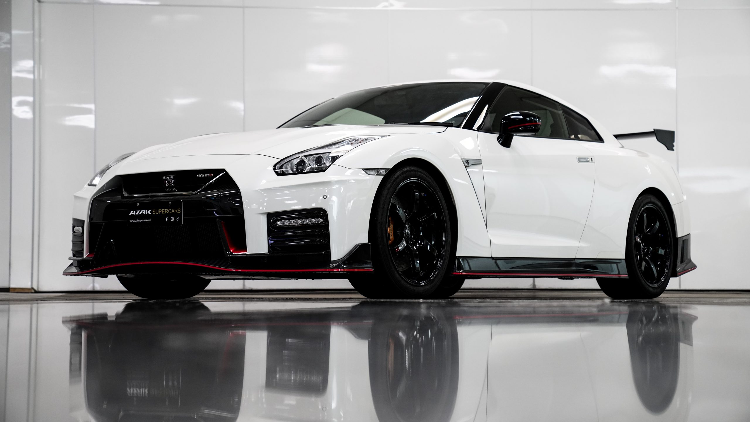 2018 Nissan GTR R35 NISMO Facelift - Azak Supercars